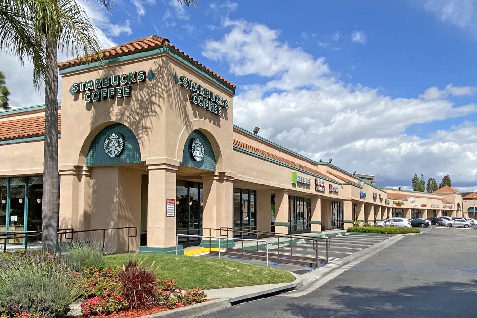 Progressive Real Estate Partners Negotiates $2.8 Million Sale of Shops ...