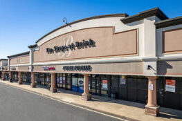 Variety Wholesalers to Acquire 200 to 400 Big Lots Stores